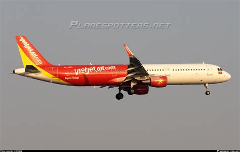 VN A633 VietJetAir Airbus A321 211 WL Photo By XPHNGB ID 1382245