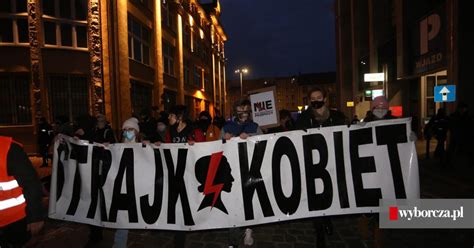 Strajk Kobiet znowu wychodzi na ulice dolnośląskich miast
