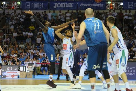 Polski Cukier Toru Anwil W Oc Awek Mistrzowska Odpowied Anwilu W