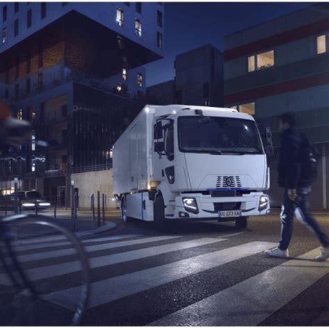 Un Nuovo Volto Per I Camion Medi E Tech Di Renault Trucks Vado E