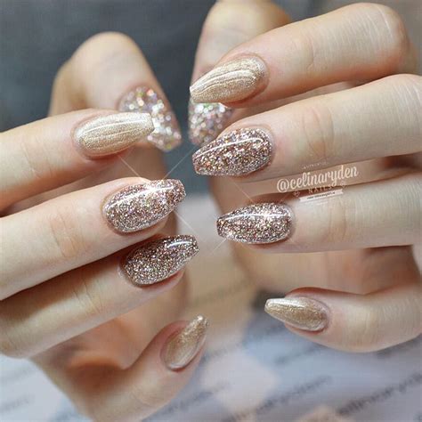 10 Shimmering New Years Eve Nails For The Confetti Connoisseur New