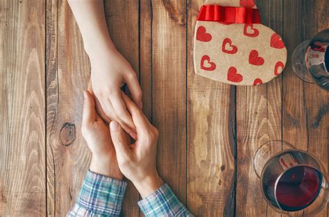 11 Faits Que Vous Ignorez Sur La Saint Valentin Page 2 Rouge Framboise