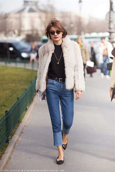 26 Looks Con Mom Jeans Que Te Harán Cambiar De Opinión Sobre Esta