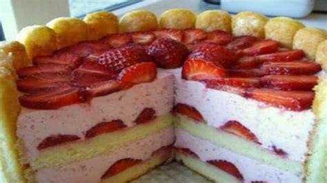Charlotte Aux Fraises Et Fromage Blanc Une Gourmandise La Recette