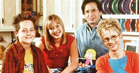 Lizzie McGuire Star Completely Unrecognisable 22 Years After Disney Hit