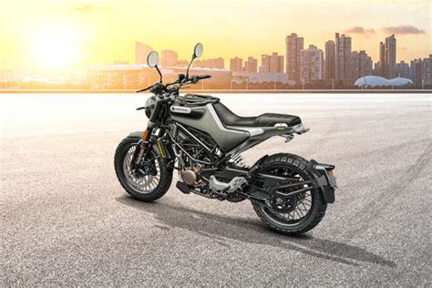 Husqvarna Svartpilen Cc Hyper Naked Atelier Yuwa Ciao Jp