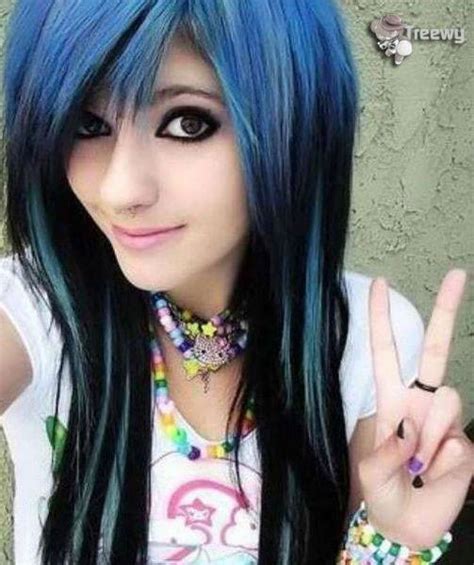 40 Stunning Long Emo Hairstyles For Girls In 2022 Blurmark