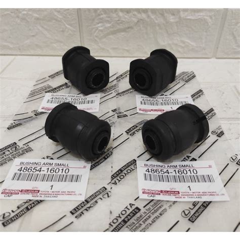 Jual Bushing Lower Arm Besar Kecil STARLET 2 Set 4 Pcs Bosh Sayap Depan
