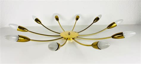 Lampadario Sputnik A 10 Braccia In Ottone Anni 50 In Vendita Su Pamono
