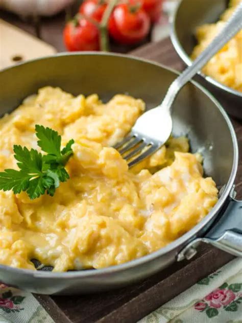 Recette des œufs brouillés tomme de Savoie Tourisme Annecy