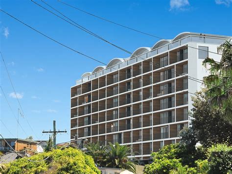 25 20 Illawong Avenue Tamarama NSW 2026 Property Details