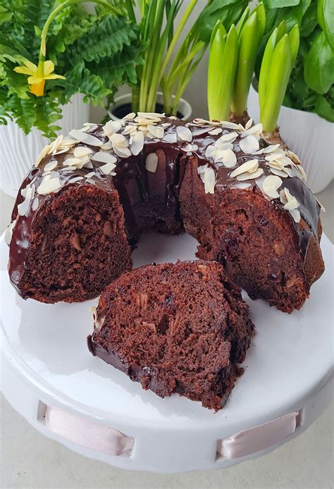BABKA CZEKOLADOWA Babka Babka Na Wielkanoc Wilgotna Babka Murzynek