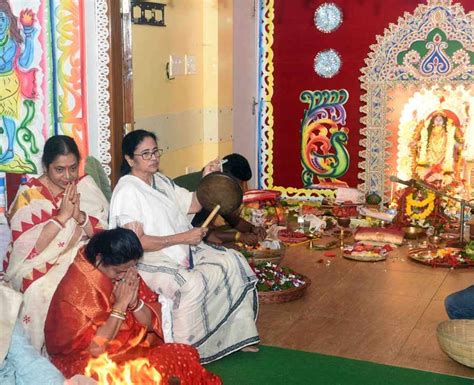 Kali Puja 2022 In Pictures This Is How Kolkata Celebrated Kali Puja