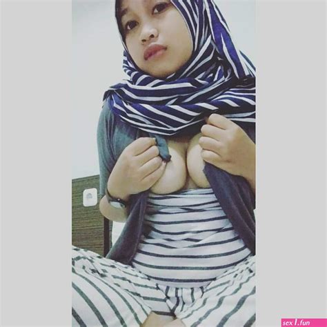 Jilboobs Gede Free Sex Photos And Porn Images At SEX1 FUN
