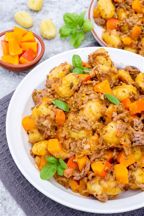 Gnocchi mit Hähnchen und cremiger Sauce