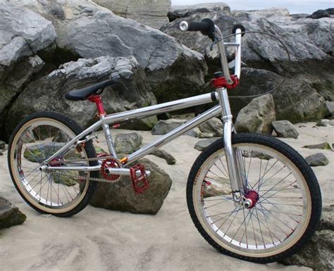 2010 S M L T F BMXmuseum