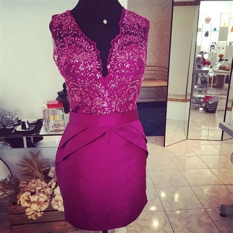 Vestido Fucsia O Corpo Todo Bordado Em Pedraria Contato 41