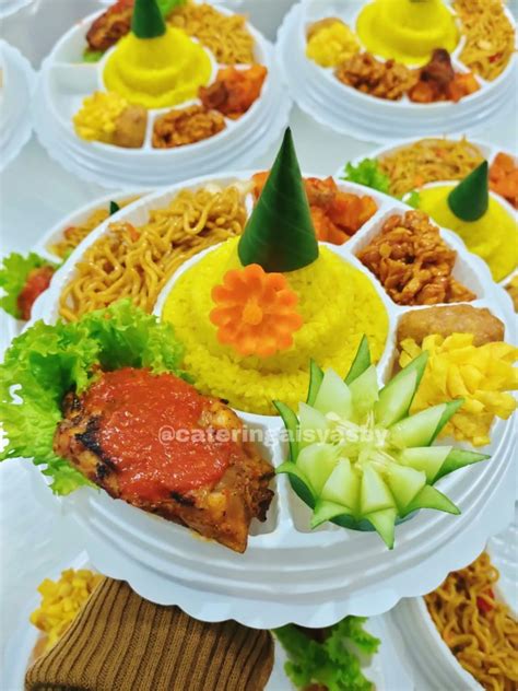 Jual Nasi Kuning Kotak