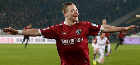 Hannover 96 Uffe Bech Ist Euer Spieler Des Spiels