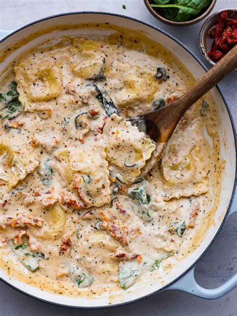 Creamy Tuscan Ravioli Recipe The Recipe Critic