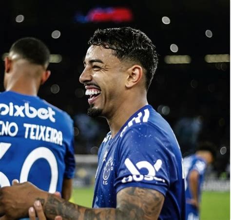 Perto de reforçar o Corinthians Matheus Bidu se despede do Cruzeiro