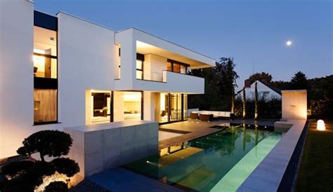 VILLA BELICE Homify Maison Architecte Moderne Maison Piscine