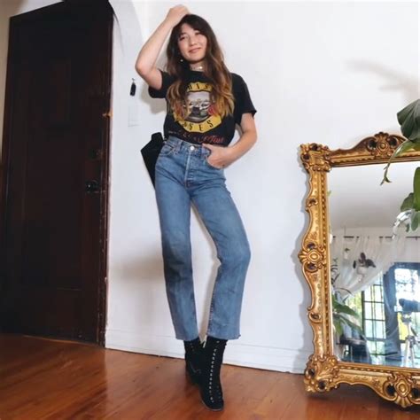 Pin by Laly Alfaro on Guardado rápido Fashion Outfit inspo Mom jeans
