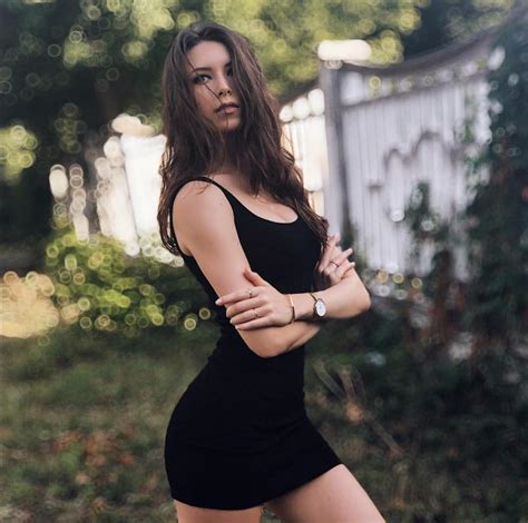 Viktoria Makarenko Lbd Friday Rsexywomanoftheday