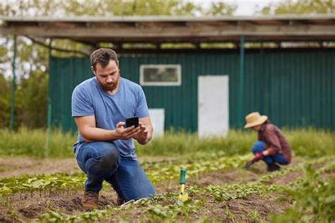 Agricultura agrícola e sustentabilidade um homem agricultor