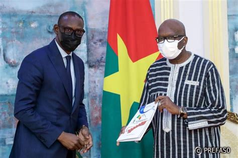 Burkina Faso Transition Au Mali Le Rapport Des Assises Nationales