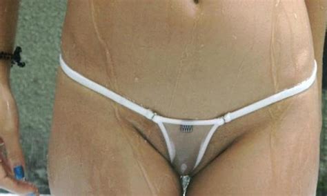 Celebrity Leaked Nude Amateur Model Showing Off Her Wicked Weasel