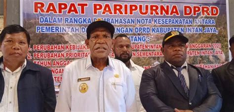 PJ Bupati Intan Jaya Mengaku Telah Menandatangani Nota Kesepahaman