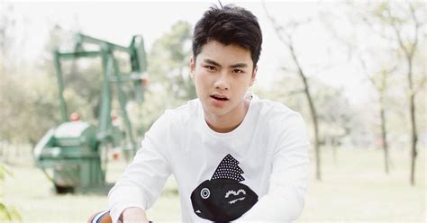 Me Wuv You Ohm Pawat Chittsawangdee Profile And Facts