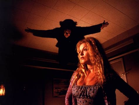 Katrina Sheryl Lee Vampires 1998 18 Nudité Gotika Pinterest