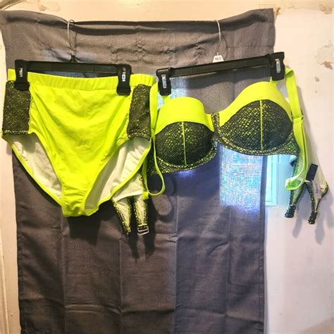 Ashley Stewart Swim Ashley Stewart 8 Neon Green Bikini Poshmark