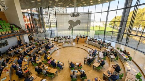 Umfrage Schock In Sachsen AfD Deutlich Vor CDU Rechtspopulisten