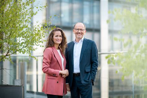 Helaba Fragen an Thomas Groß CEO und Petra Sandner CSO