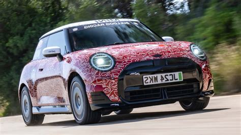 Mini John Cooper Works 100 électrique la voilà