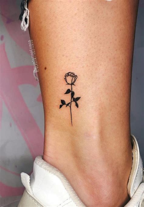 Small Rose Tattoo Ideas Tiny Floral Tattoos Elegant Rose Tattoo