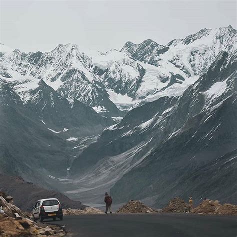 सन ह पहड म बरफबर हई ह पहडन कय हल ह तमहर Rohtang Pass Manali