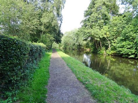 Canal Path Gordon Griffiths Cc By Sa 2 0 Geograph Britain And Ireland