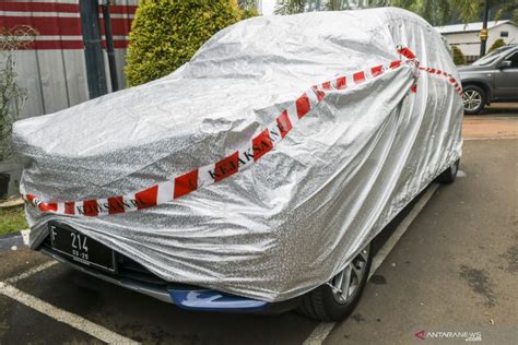 Kejaksaan Agung Sita Barang Bukti Mobil Jaksa Pinangki ANTARA News