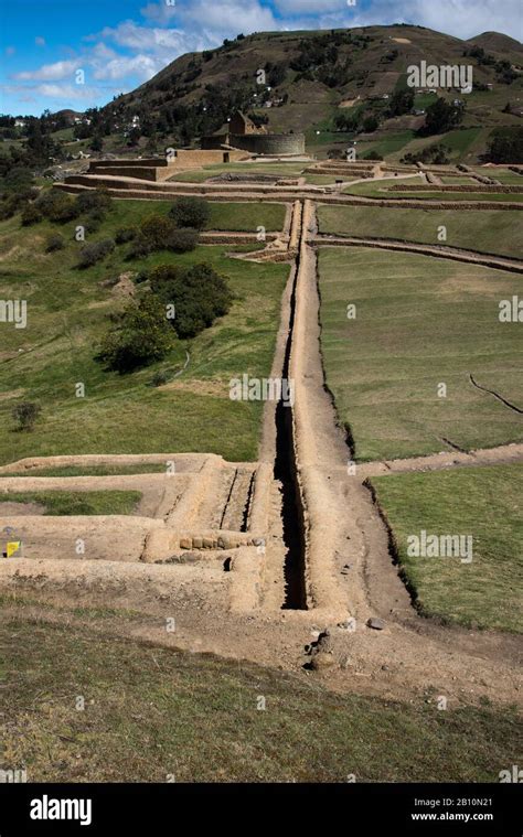 En Ingapirca los restos de una fortaleza inca un almacén y el Templo