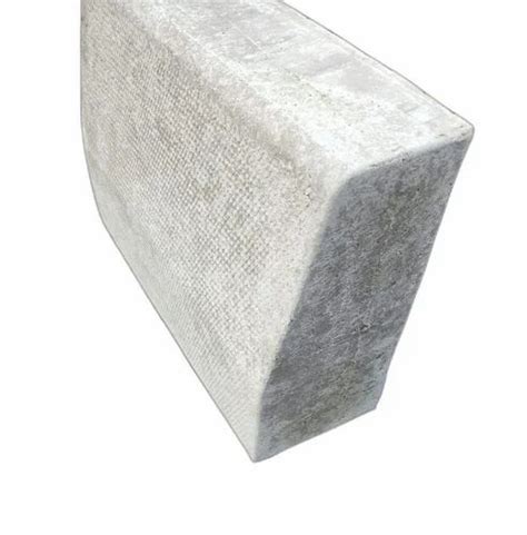 Gray Outdoor RCC Kerb Stone For Landscaping Thickness 165mm At Rs
