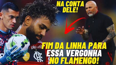 SAMPAOLI PRECISA LARGA A PANELA ATÉ QUANDO ESSA CARA SERÁ TITULAR DO