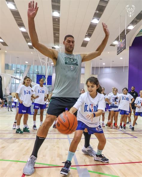 Milwaukee Bucks On Twitter Already Having Fun In Abu Dhabi Jrnba