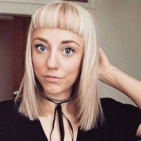 What Do You Think Of This Cut V Bangs Fringe Bangs Short Bangs Short Fringe Short Hair Cuts