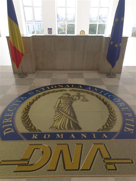 Fostul şef al IPJ Cluj trimis în judecată de DNA