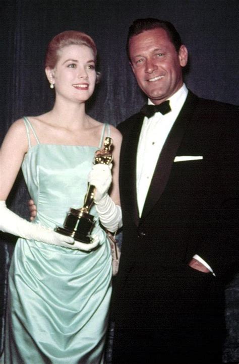 TBT Os Vestidos Mais Icônicos do Oscar STEAL THE LOOK