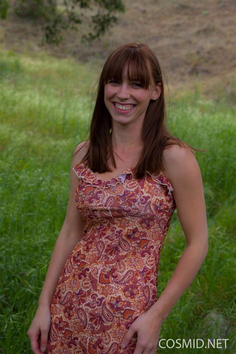 Jessica Fisher In Cosmid Set Jessica In The Field Jessica Fisher
